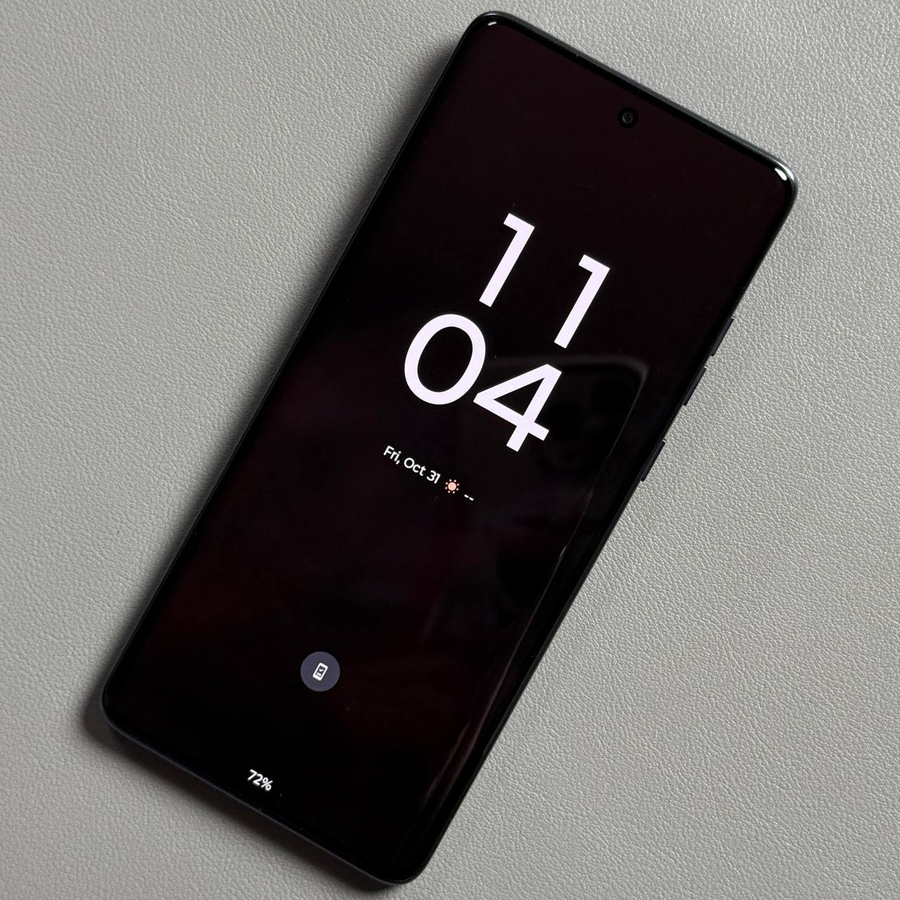 Comment changer l'animation d'empreinte digitale sur le Motorola Edge ...